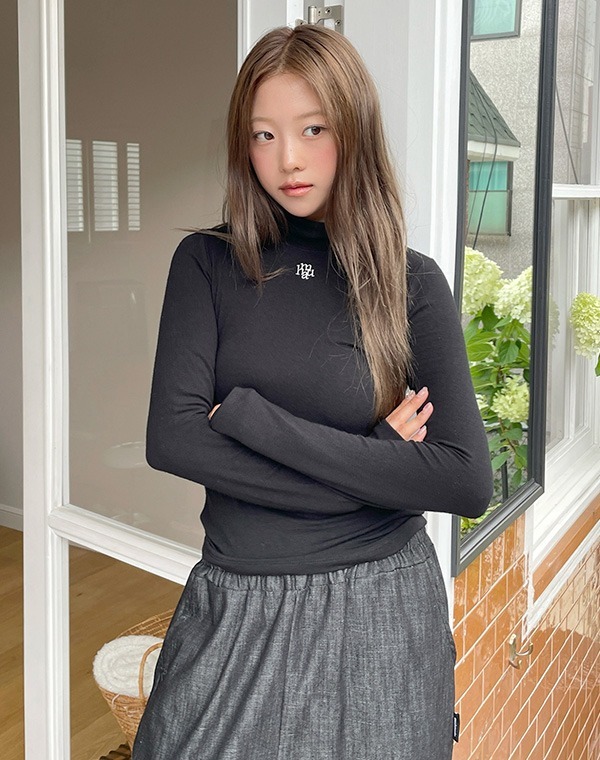 預訂｜MUAHMUAH LOGO STITCH WOOL SPAN POLA TEE