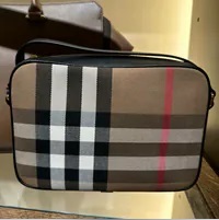 [S] BURBERRY LL LG CAMERA MX GBH,BLACK, 80840271 (SB132)