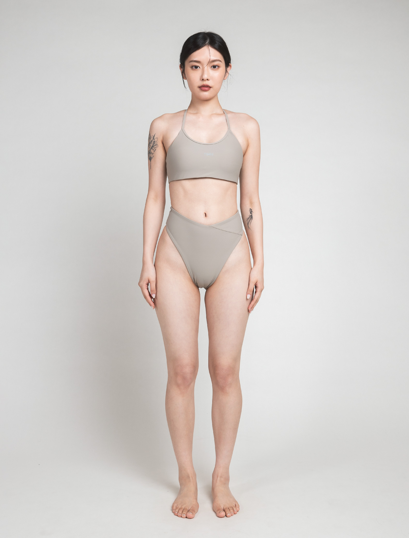 Chalk Gary 白堊灰 / 運動款 T字調節背心 / Top｜TIMU AQUA