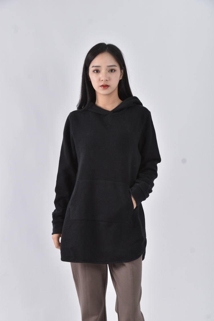 二拾衫-(L) lativ中性寬鬆棉質連帽黑色長袖上衣二手衣｜30日無條件退貨