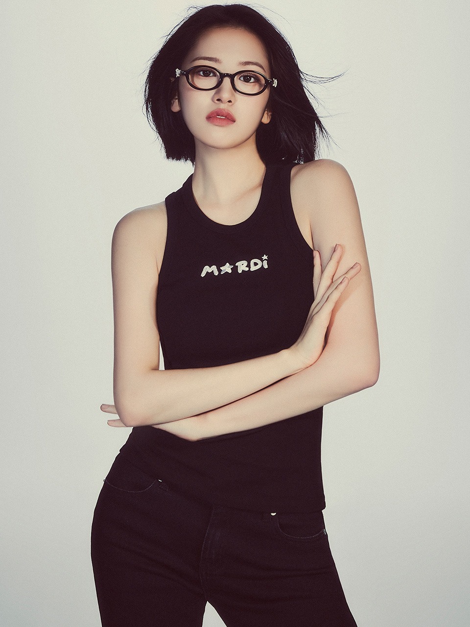 Mardi Mercredi TANK RACER MARDI STAR LOGO_BLACK WHITE