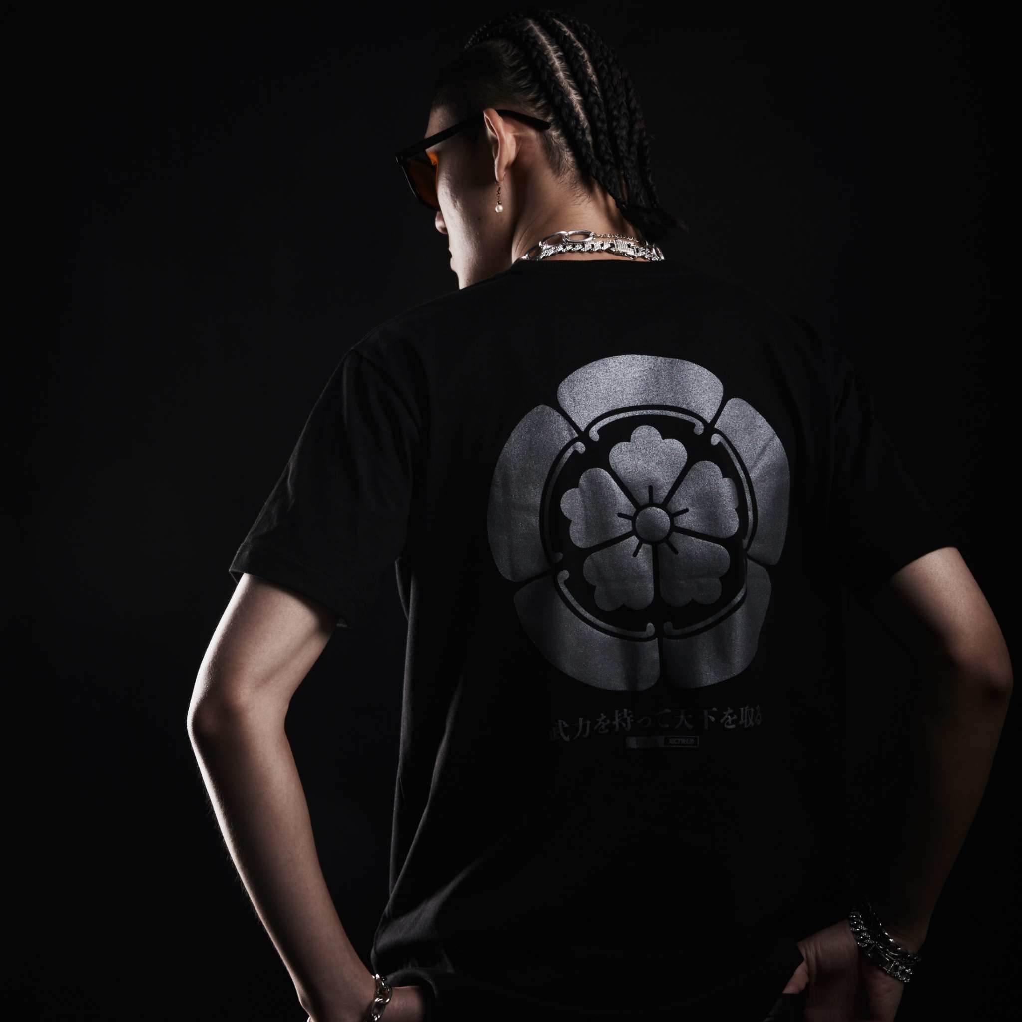 XCTRL織田家纹短T-黑