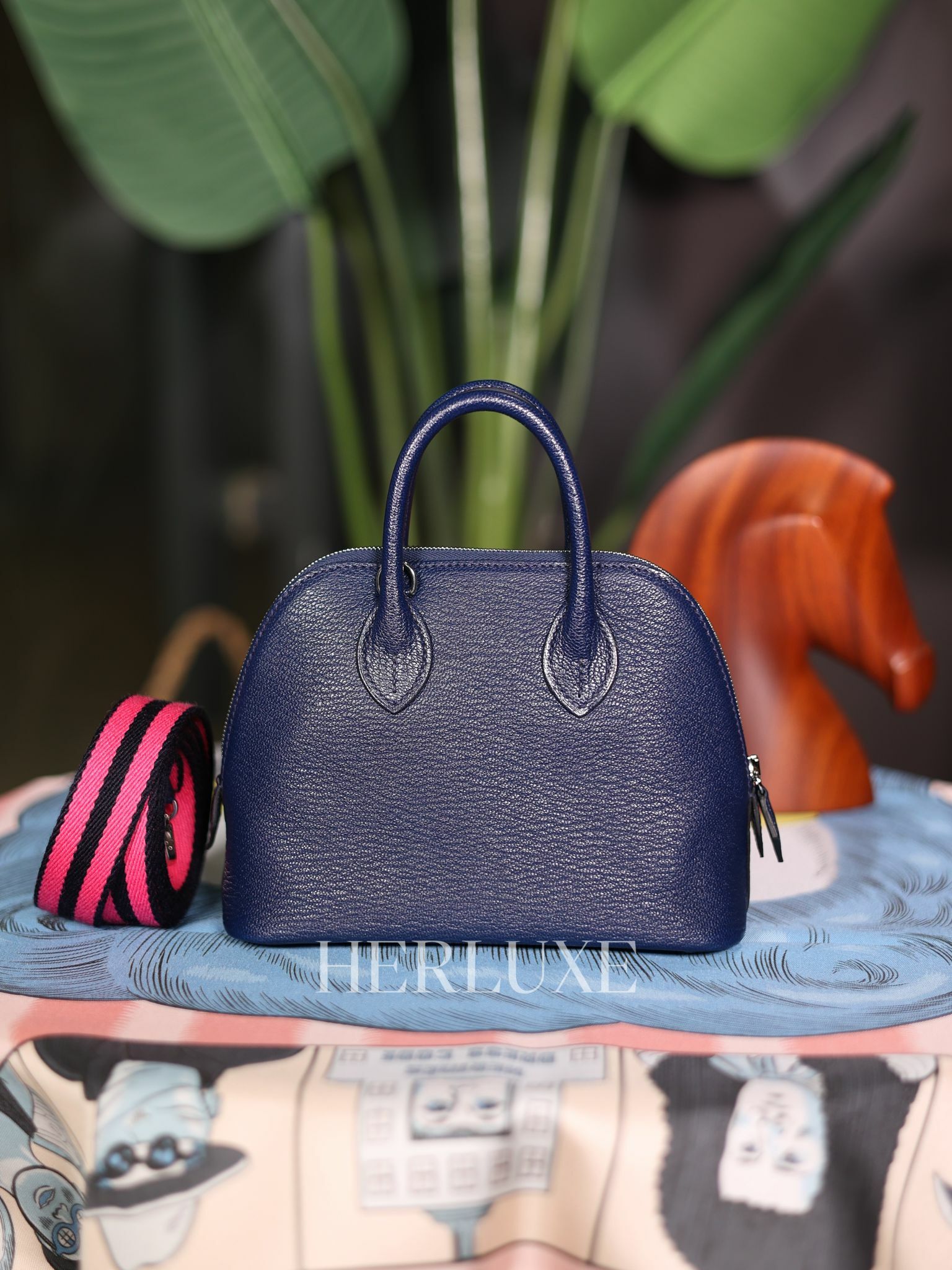 Bolide mini 7U bleu navy ck chevre W 編織帶