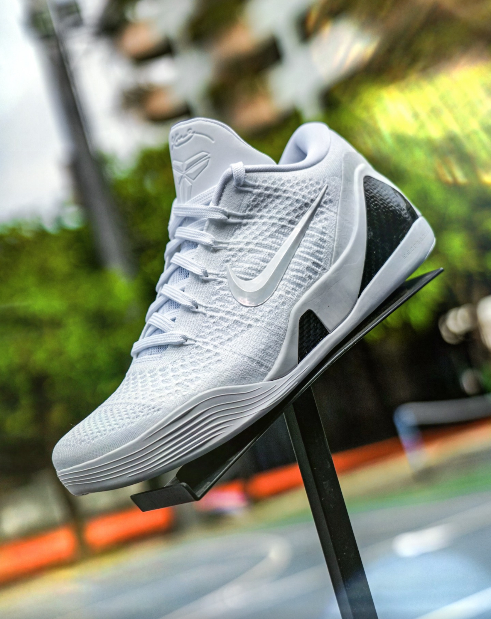 Nike - Kobe 9 Elite Low Proto - Halo