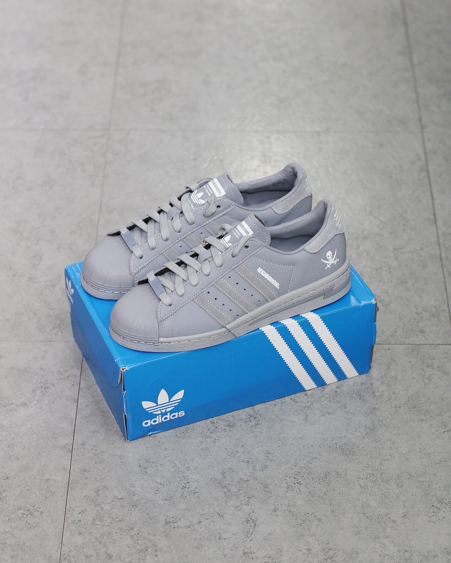 adidas Superstar Neighborhood Cement Grey IE6115