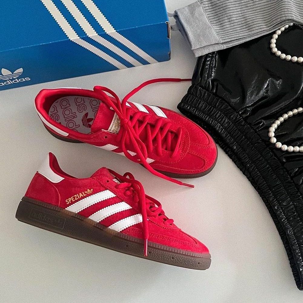 ADIDAS HANDBALL SPEZIAL 正紅色 紅白 金標 焦糖底 男女鞋 FV1227