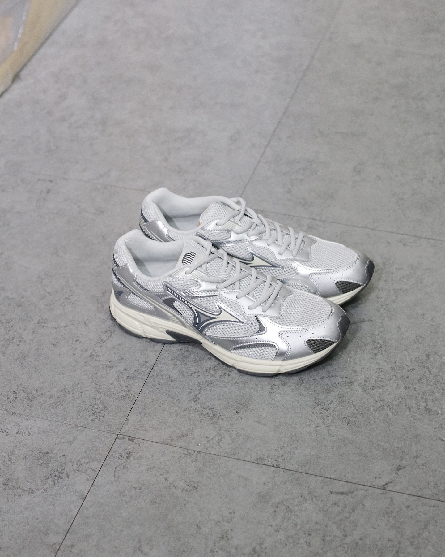 Mizuno Cyclone Speed 2 Silver Grey銀灰做舊