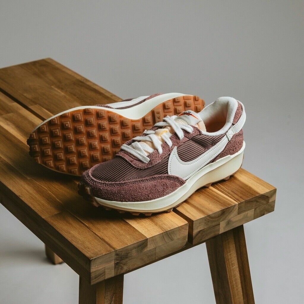 Nike - Waffle Debut Vintage - Plum Eclipse/Coconut Milk