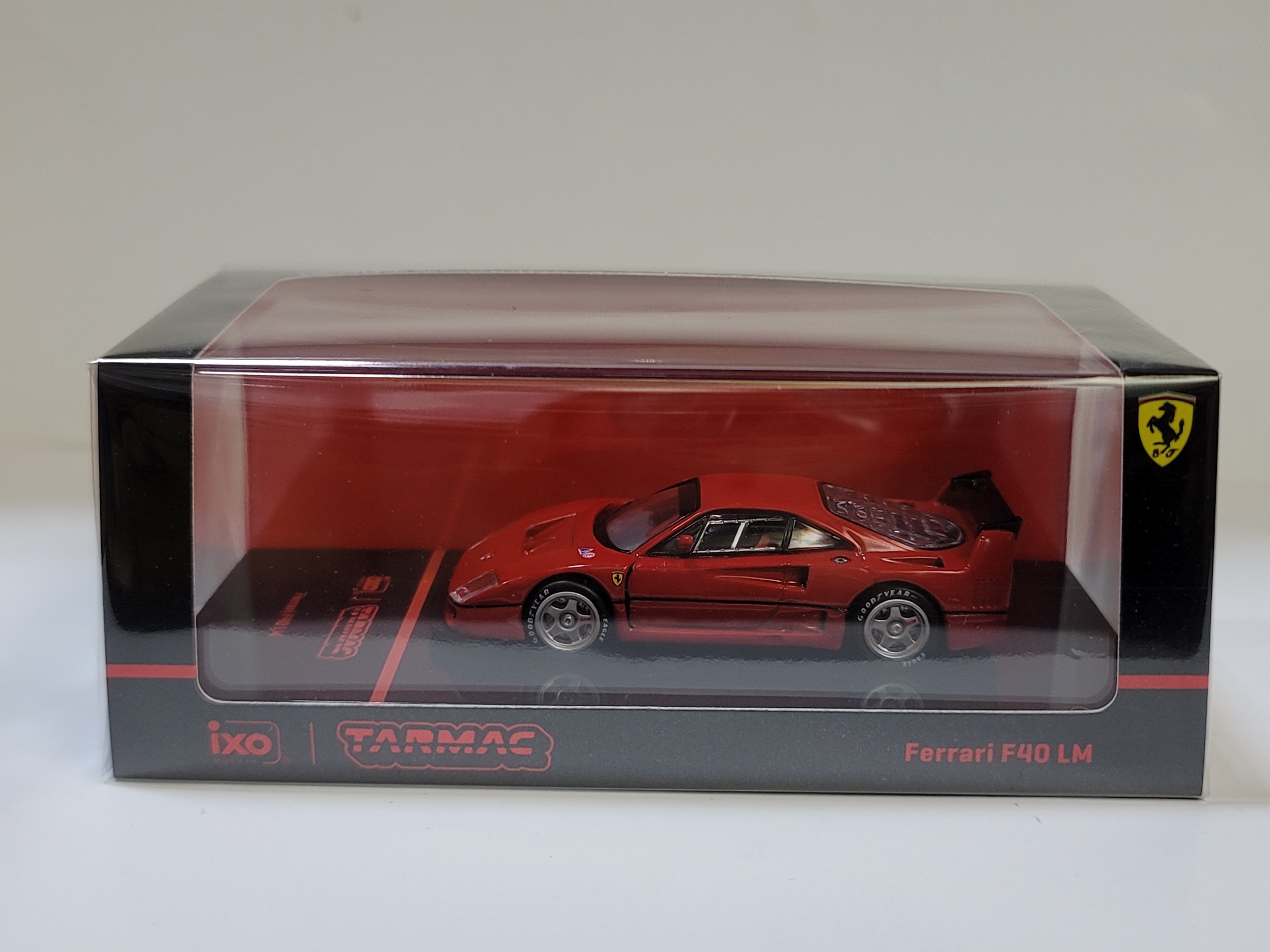 Tarmac 1/64 Ferrari F40 LM - Red
