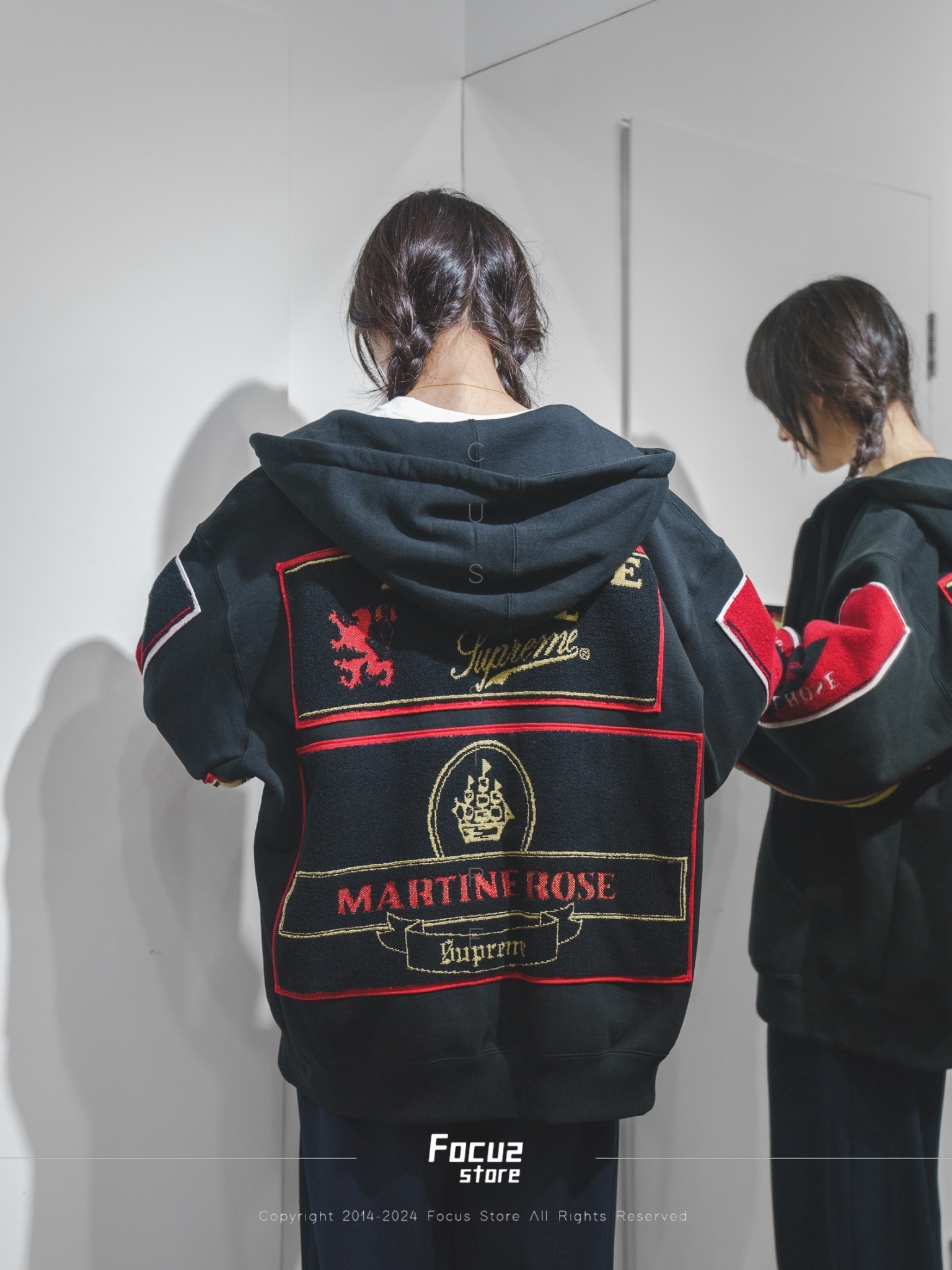 Focus Store】預購Supreme x Martine Rose Towel Zip Up Hoo Focus Store】預購Supreme x Martine Rose Towel Zip Up Hoo