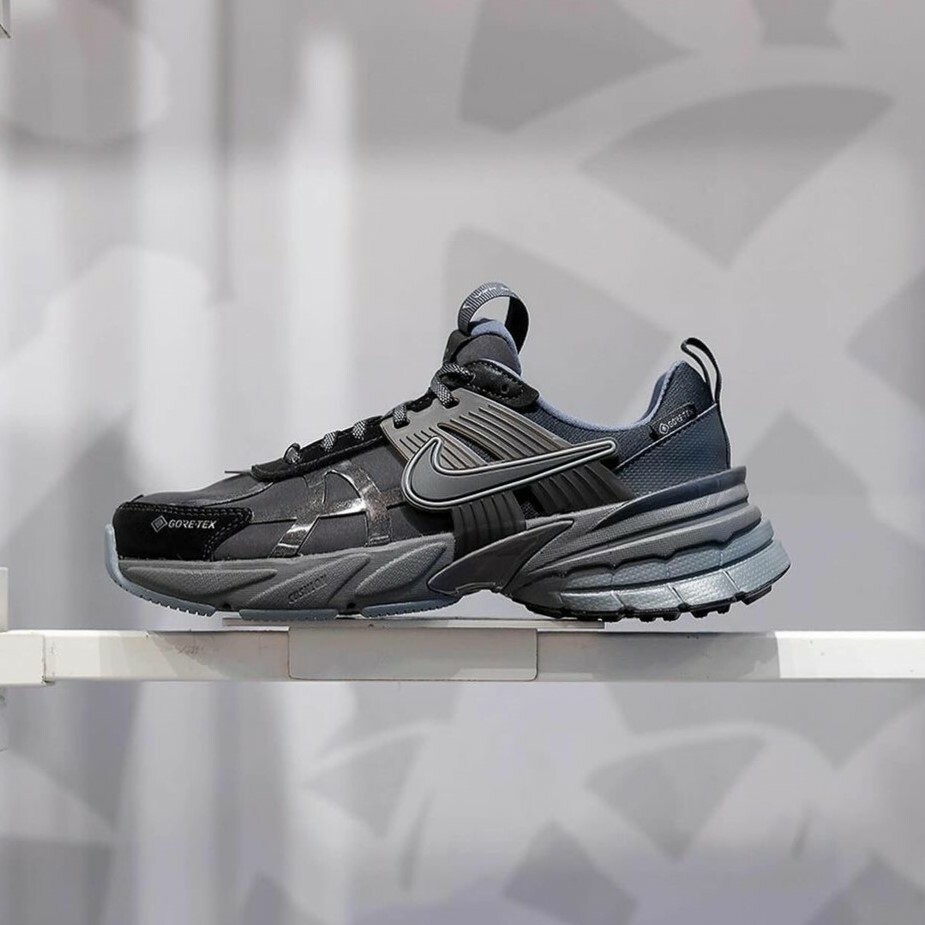 W Nike V2K Run Runtekk GORE-TEX GTX 全黑 FZ2622-001