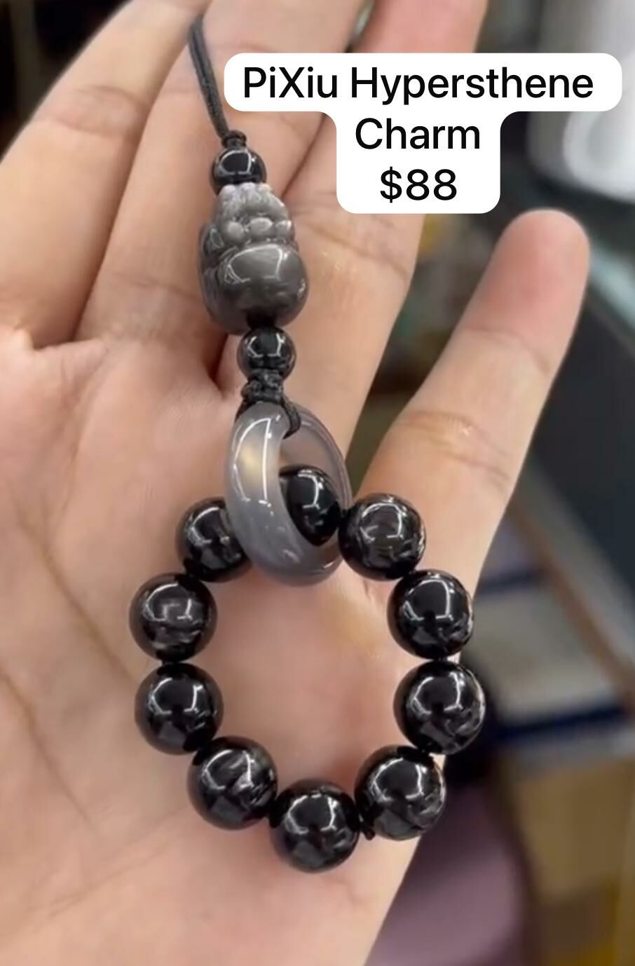 1 PIXIU HYPERSTHENE CHARM (RYAN)