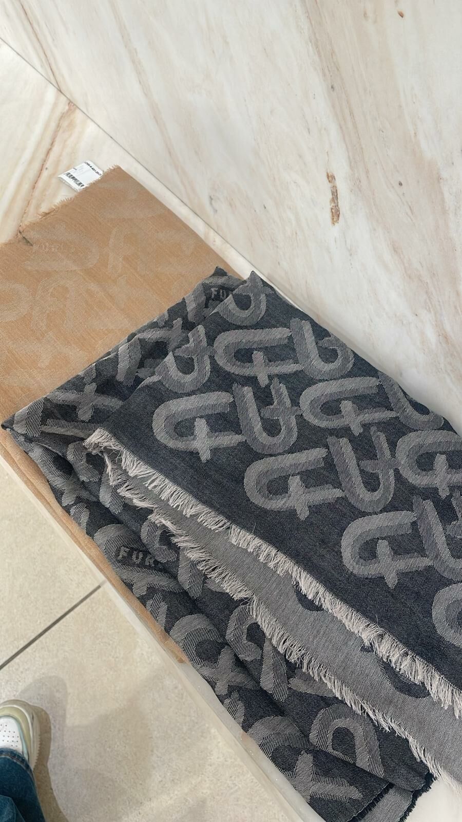 FURLA WOOL SCARF WITH MULTI F LOGO