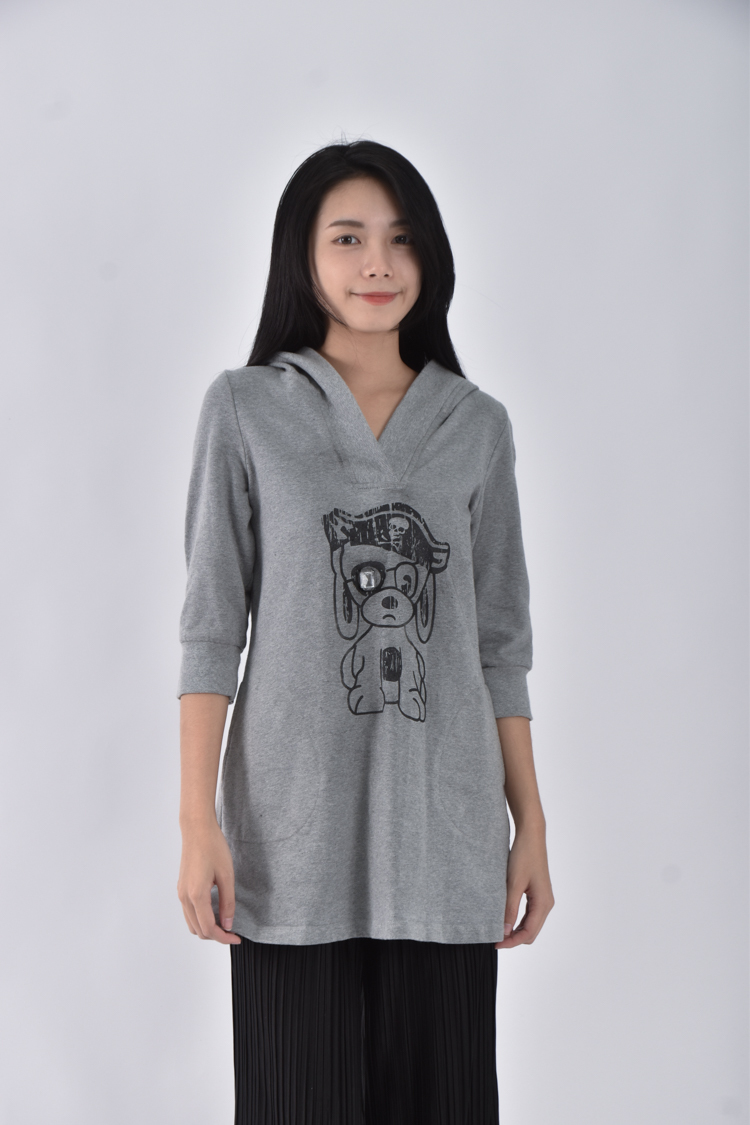 二拾衫-(L) shia yu lin印花灰色長袖上衣二手衣｜30日無條件退貨