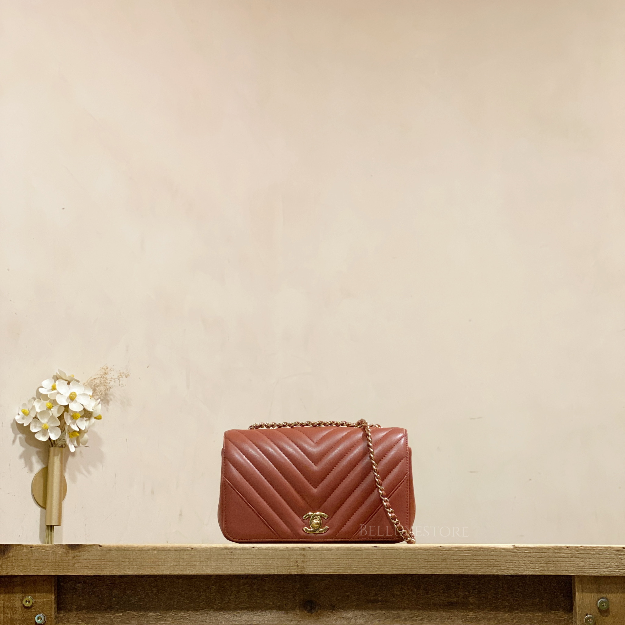 [Pre-owned] Chanel flap chevron lambskin brick red
