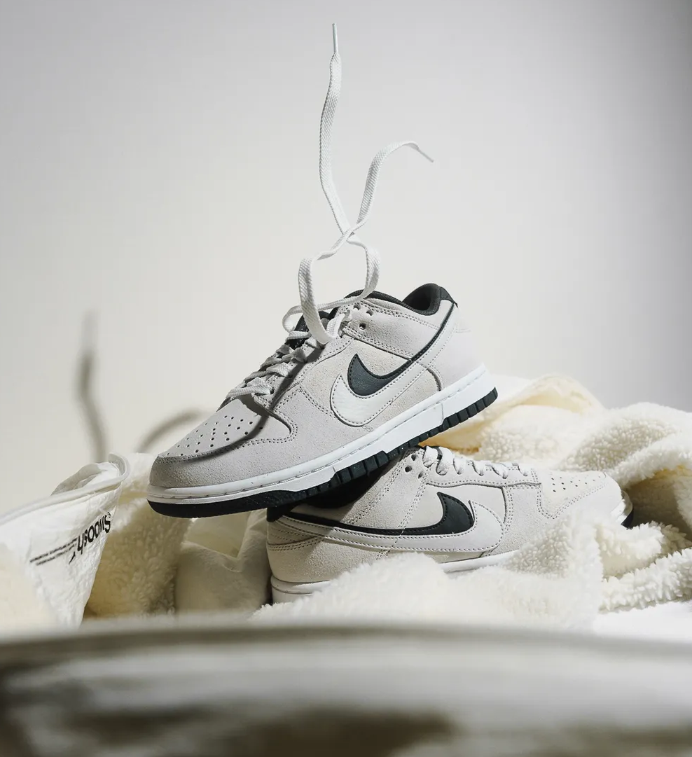 NIKE DUNK LOW "DOUBLE SWOOSH"