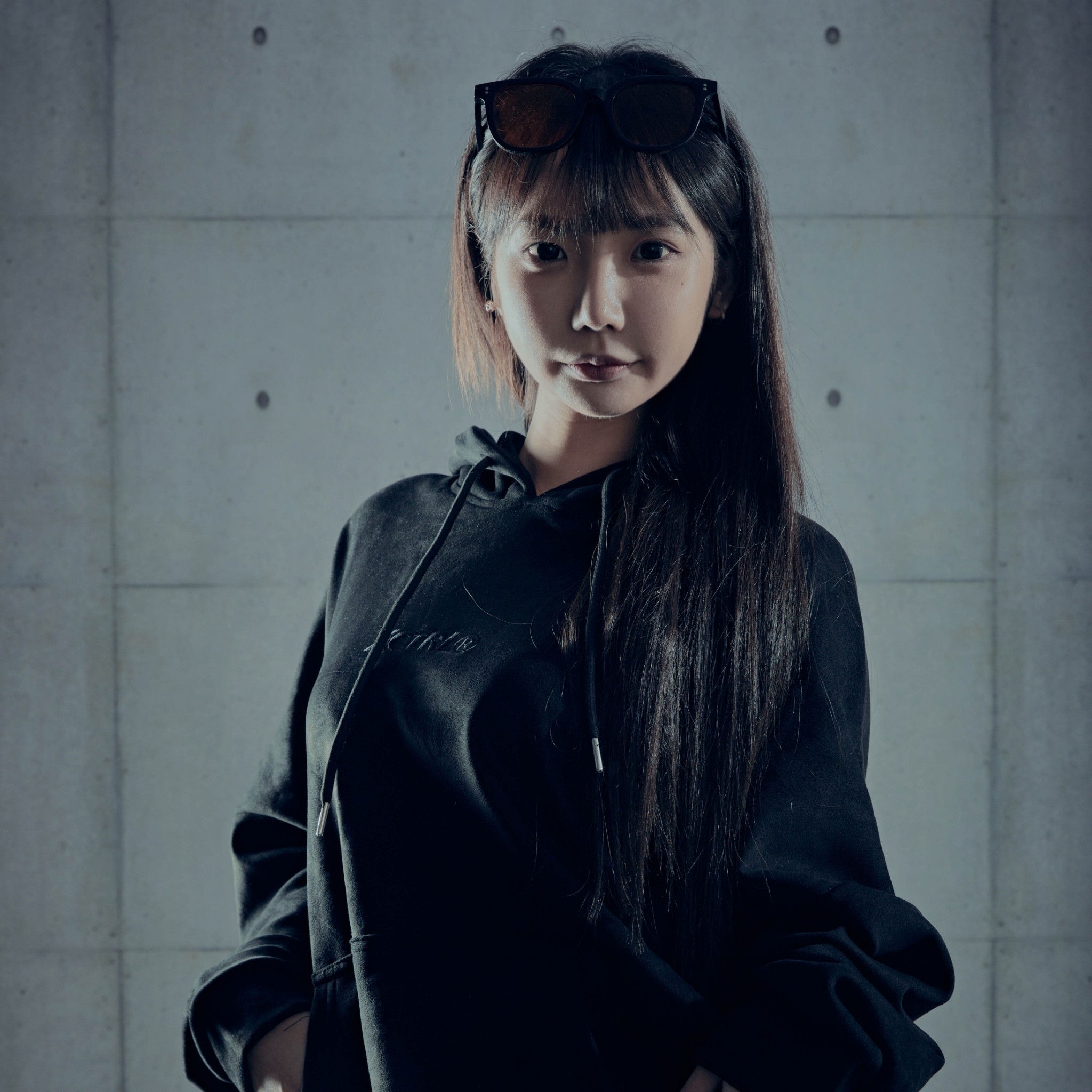 XCTRL 麂皮絨寬版帽T-黑