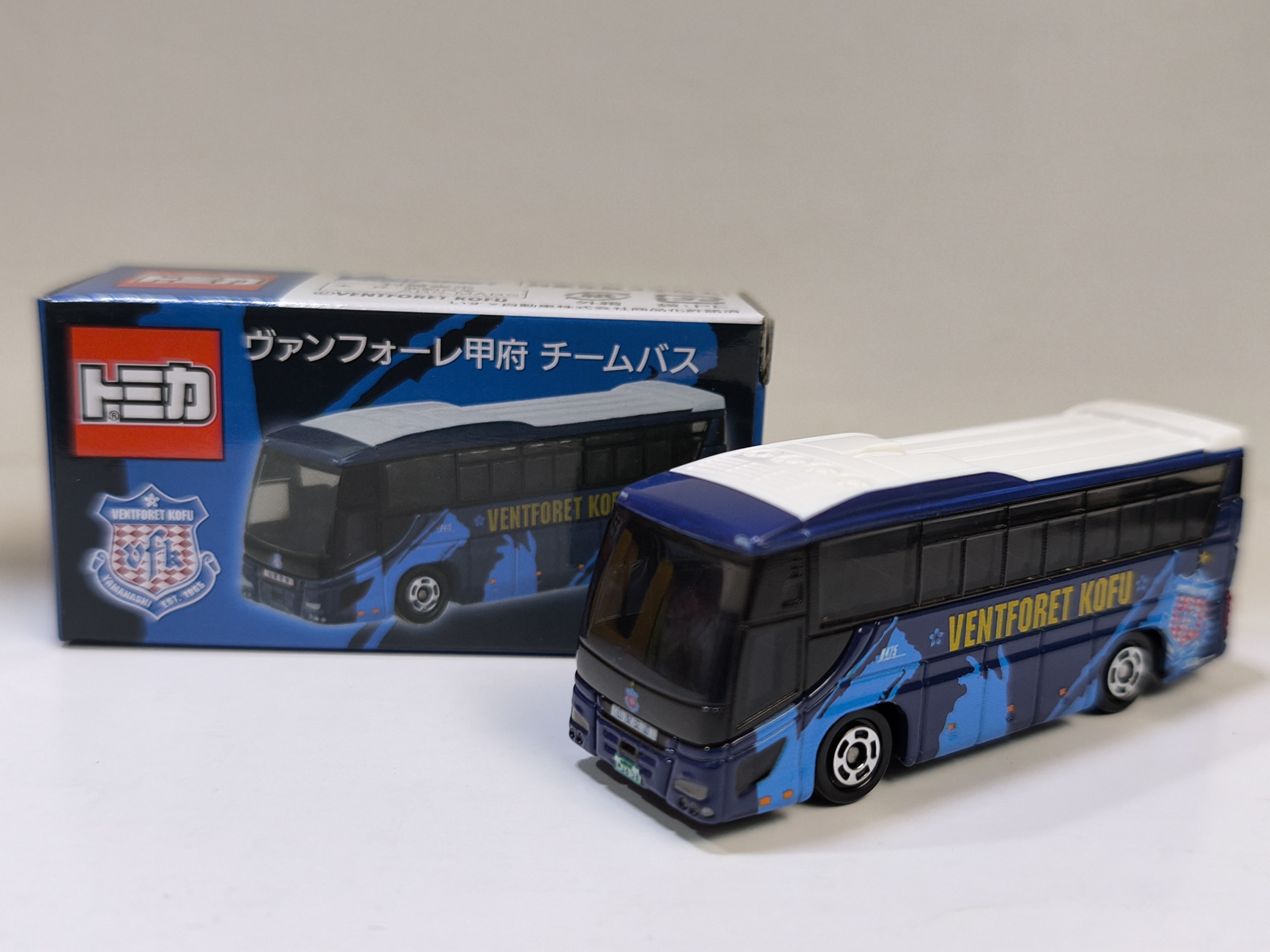 日版 Tomica Ventforet Kofu Team Bus Isuzu GALA Bus