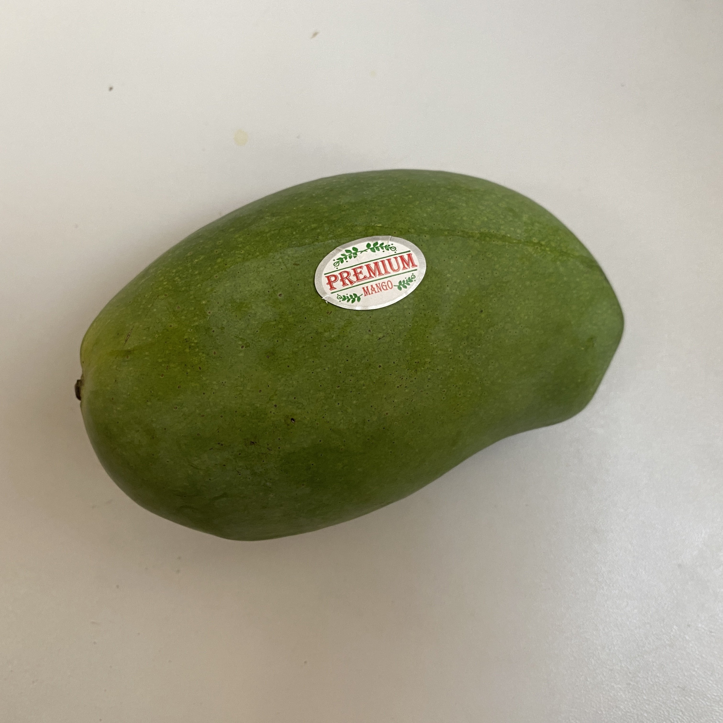 印尼酪梨芒果 | 阿魯馬尼斯芒果 Harumanis Mango - 非有機 / 印尼 / 650-700g