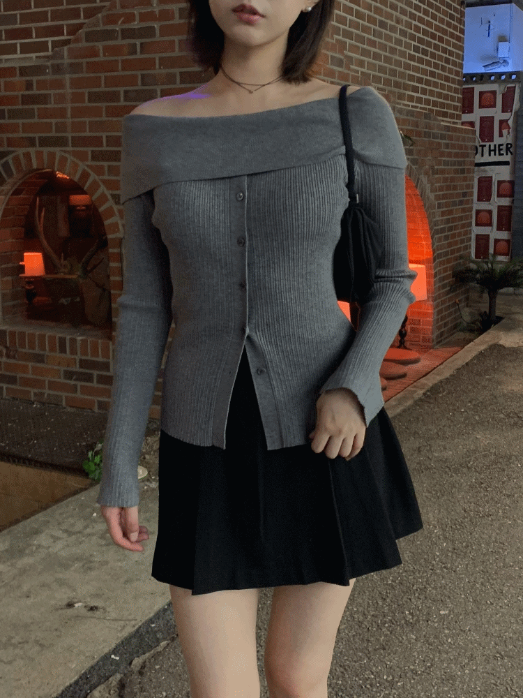 LILITH OFF SHOULDER BUTTON SWEATER