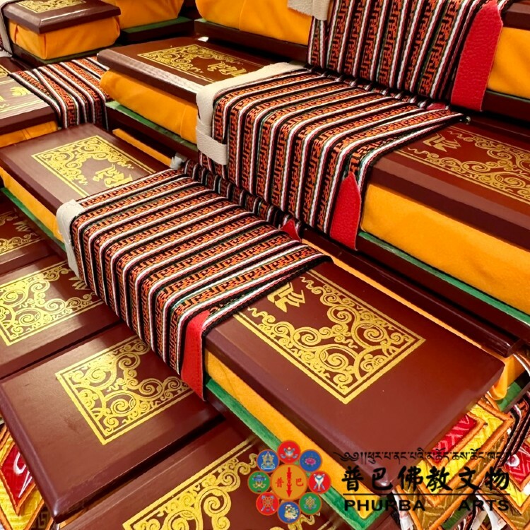 Tengyur 大藏經-丹珠爾一套213本含松木經書夾與天鐵經書綁帶(中)