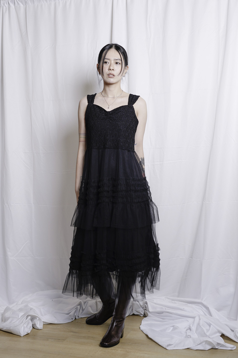 推~ Mesh layers Holiday Elsa Dress (BLACK)