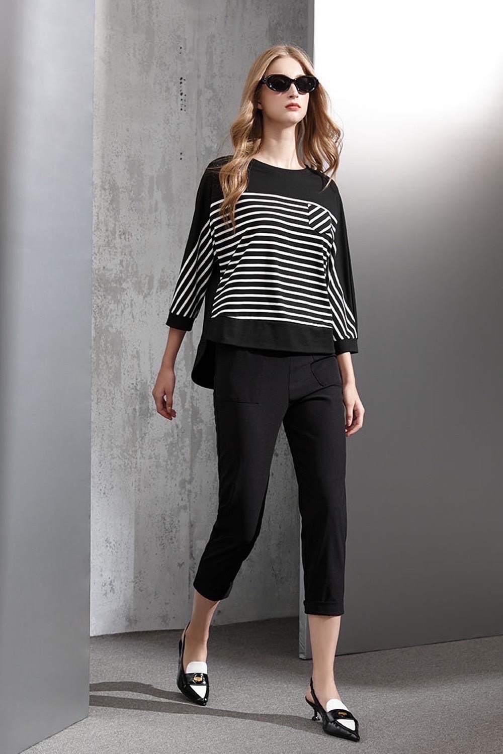 《⭐️買一送一⭐️指定款任選》 韓版OL經典條紋個性顯瘦拼接前短後長修身T上衣V6311