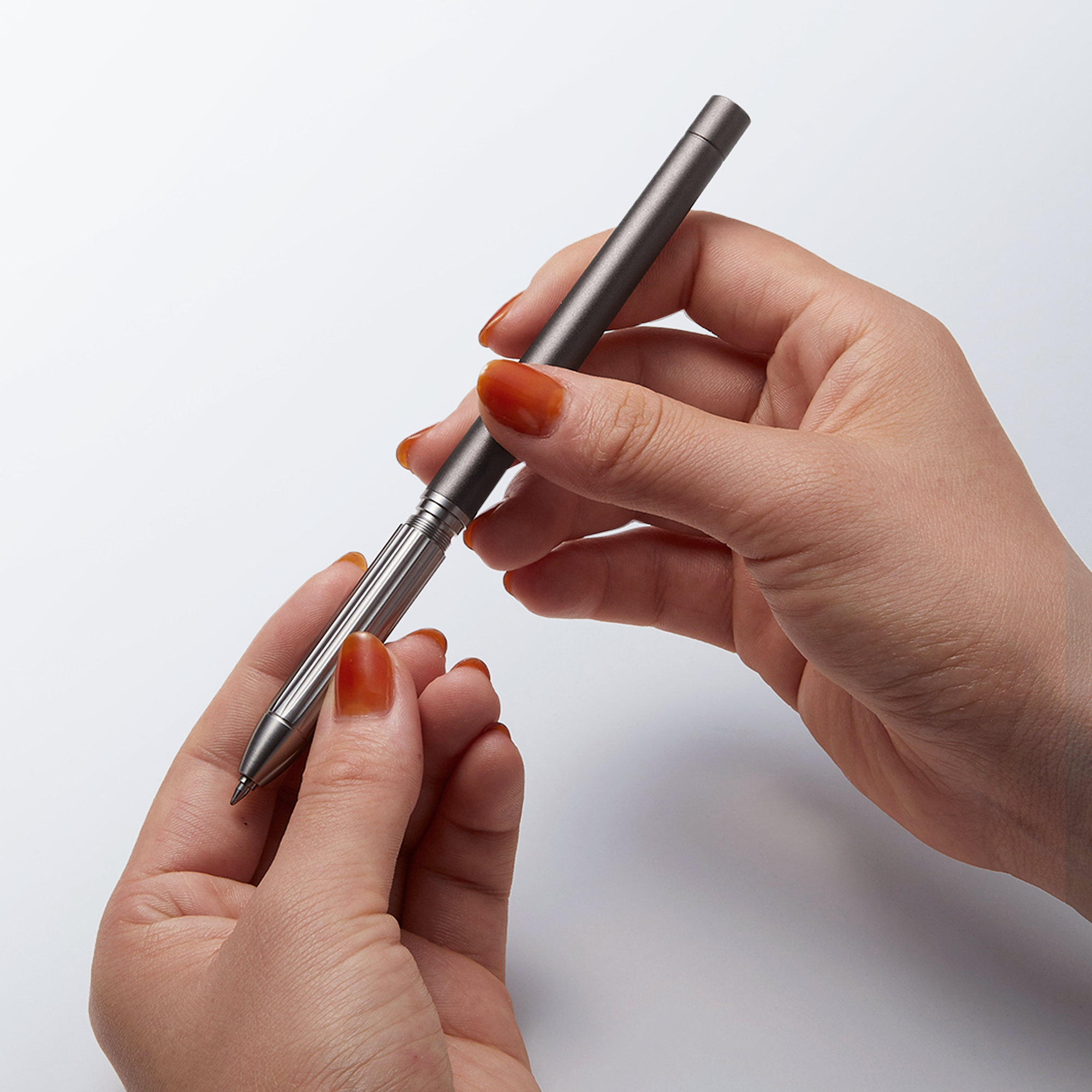 Smart Refill Pen Jacket 可替換筆芯筆套｜日本超過千萬募資、相容市面1000種筆芯