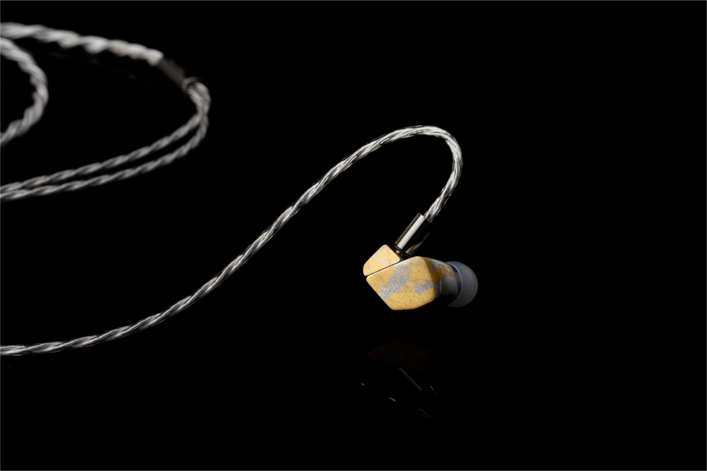 Final Audio A8000 Limited Edition 入耳式耳機