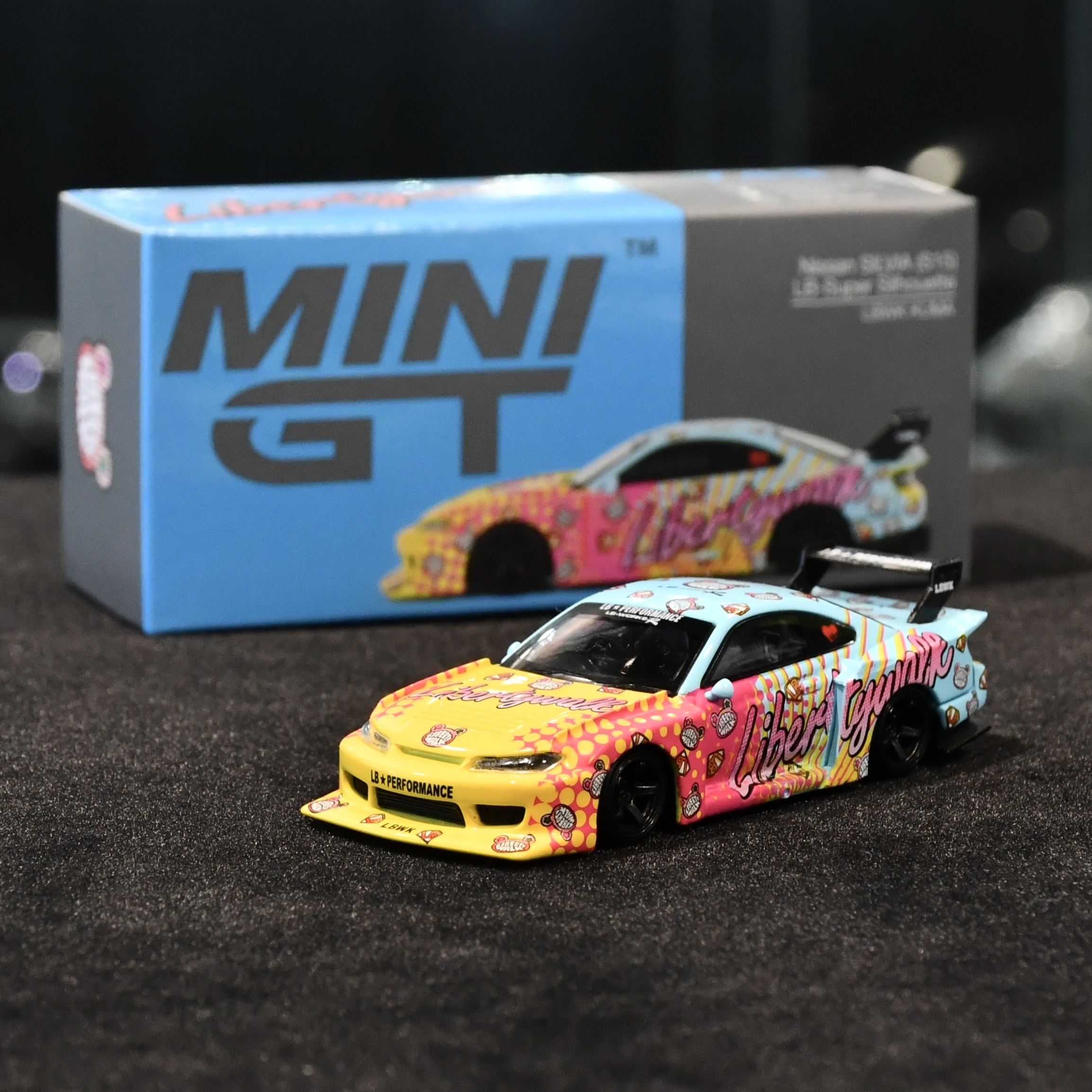 MINI GT 743 Nissan LB-Super Silhouette S15 SILVIA LBWK