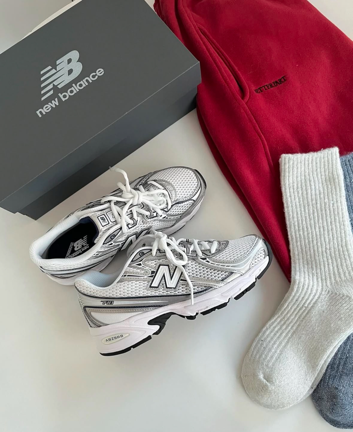 New Balance NB 740 白銀色 銀灰色 藍銀色 Y2K 復古 慢跑鞋 老爹鞋 U740WN2