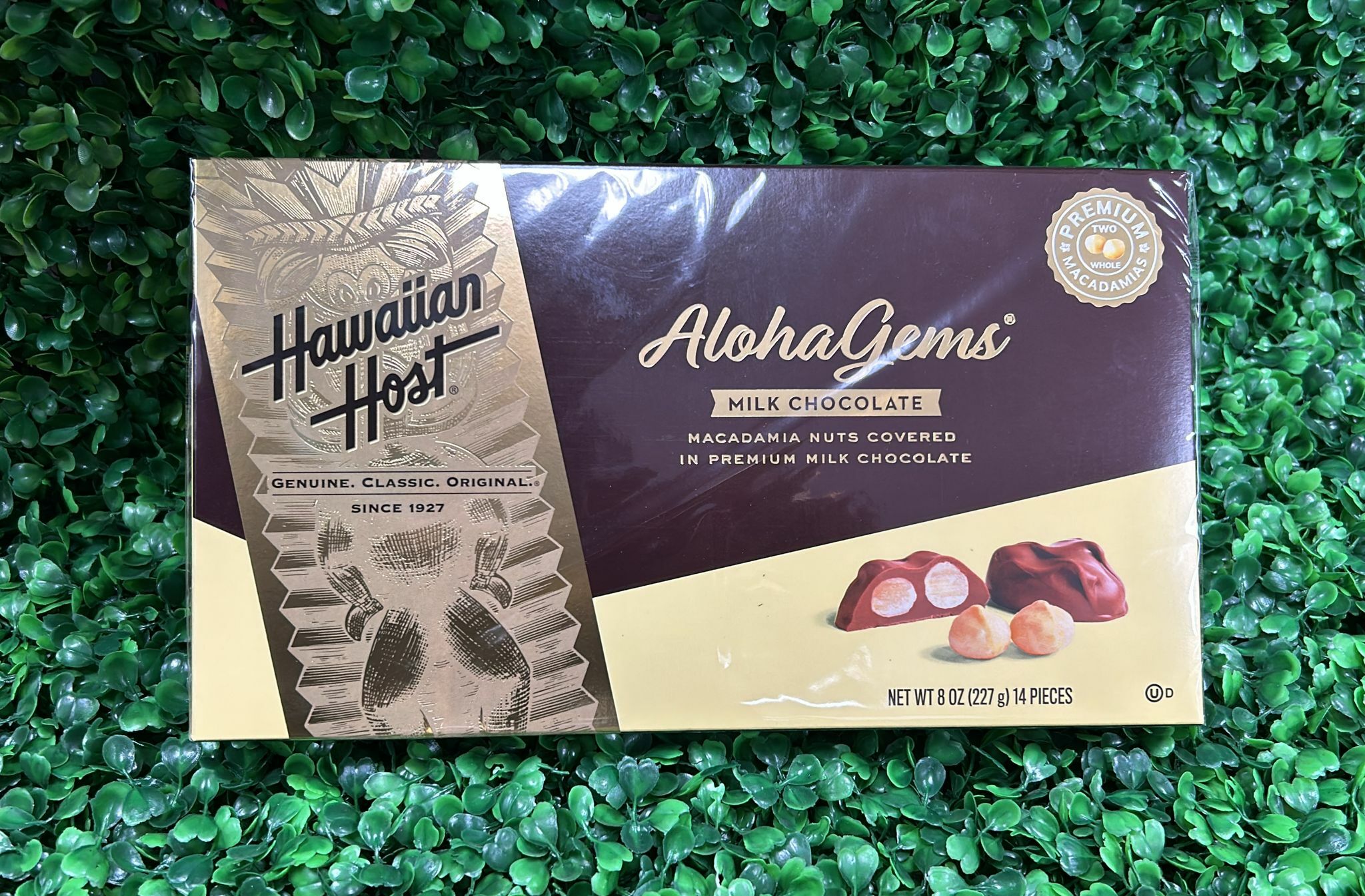 L123124 Hawaiian Host Aloha Gems 牛奶果仁巧克力