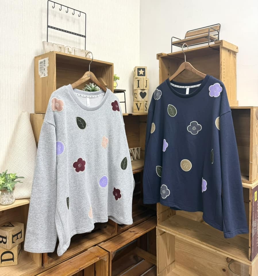 [ 出口廠貨 ] X566 MIX COLOR FLOWER SWEATER