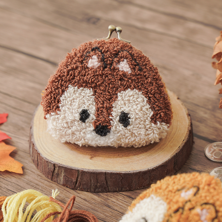 【奇奇蒂蒂】刺繡DIY材料包 戳繡口金包．迪士尼Disney｜2033021 Xiu Crafts