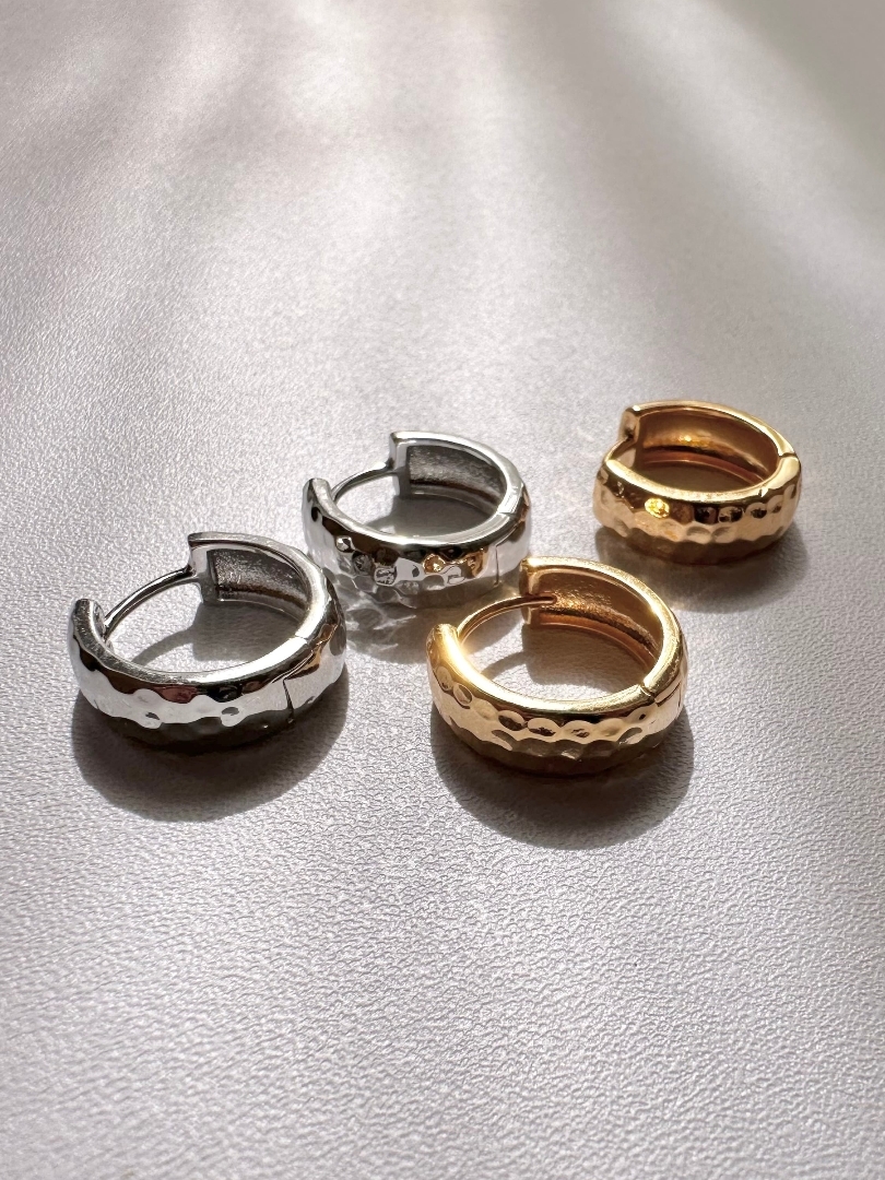 SS emboss hoop pierce | none tw