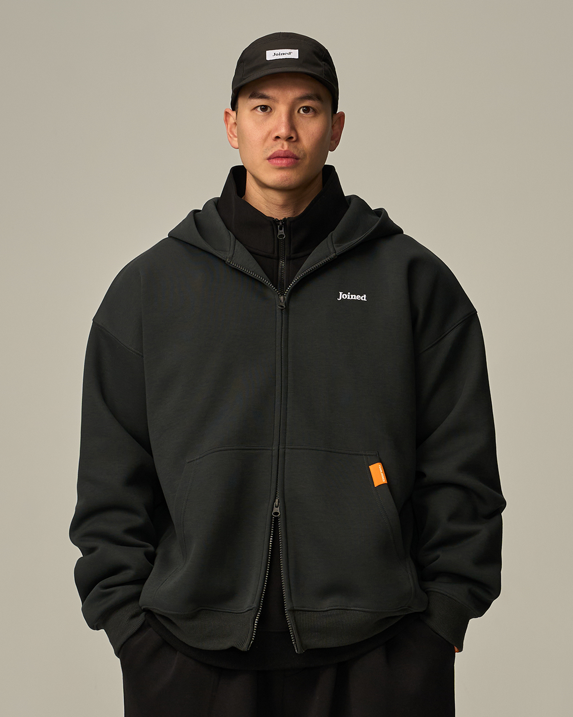 Joined® Track Zip-Up 寬版帽衣【深灰】