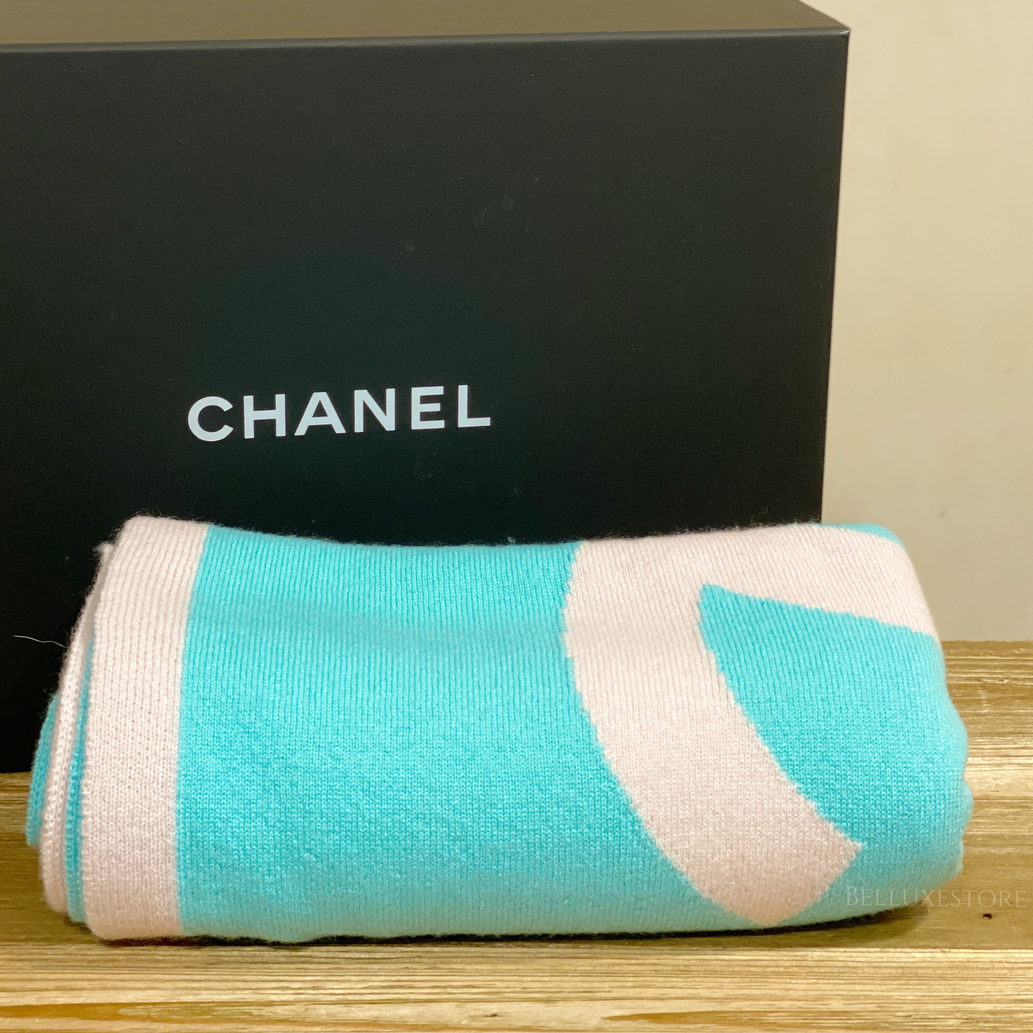 [Unused] Chanel scarf cashmere tiffany blue/white