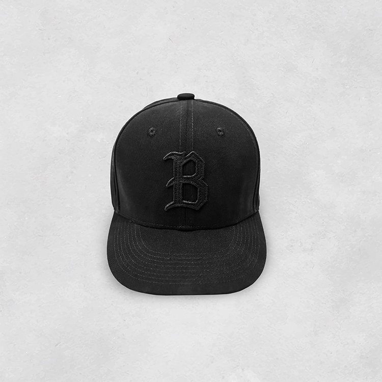 B-SIDE LOGO EMBROIDERED BASEBALL CAP Black