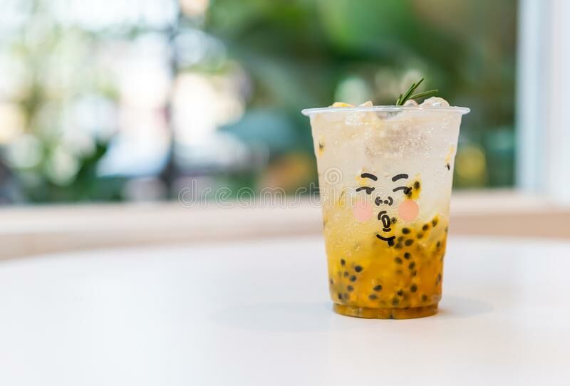 Easy Strawberry Sparkling Boba Drink