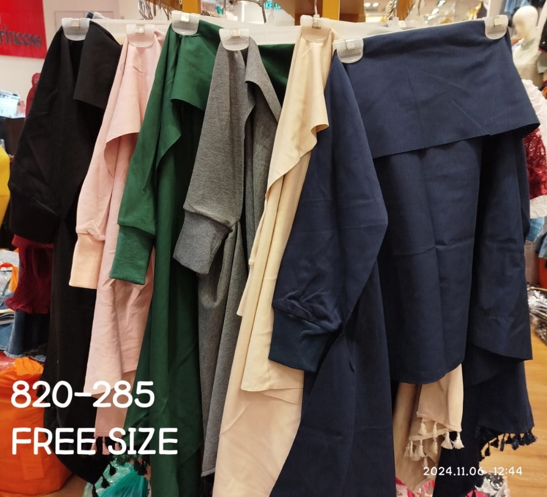 D41 Princess Avery Clothes 820-285