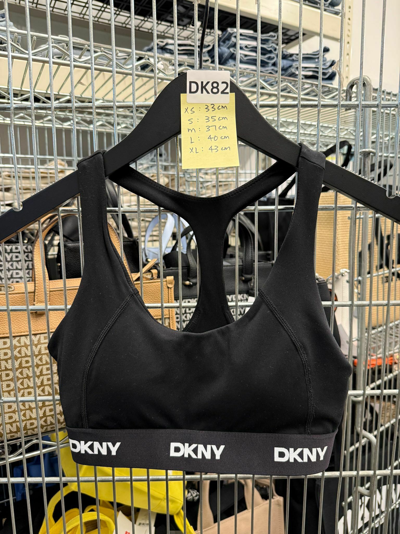 DK82 DP5T1184 BLK