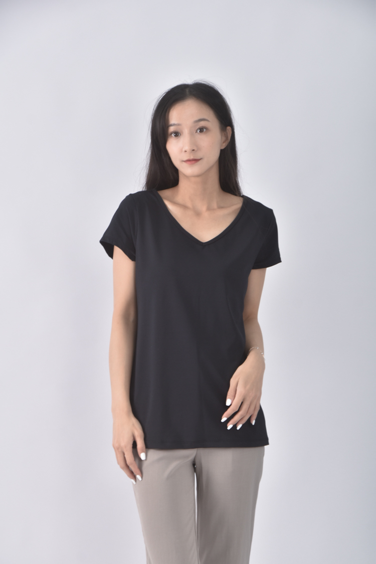 二拾衫-(S) lativ質感V領黑色短袖上衣二手衣｜30日無條件退貨