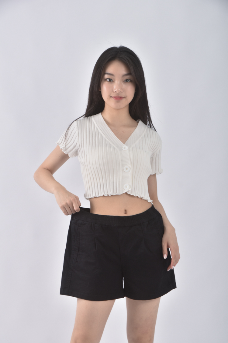 二拾衫-(L) lativ棉質簡約黑色短褲二手衣｜30日無條件退貨