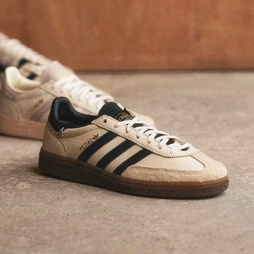 ADIDAS HANDBALL SPEZIAL WONDER WHITE BLACK IE3698
