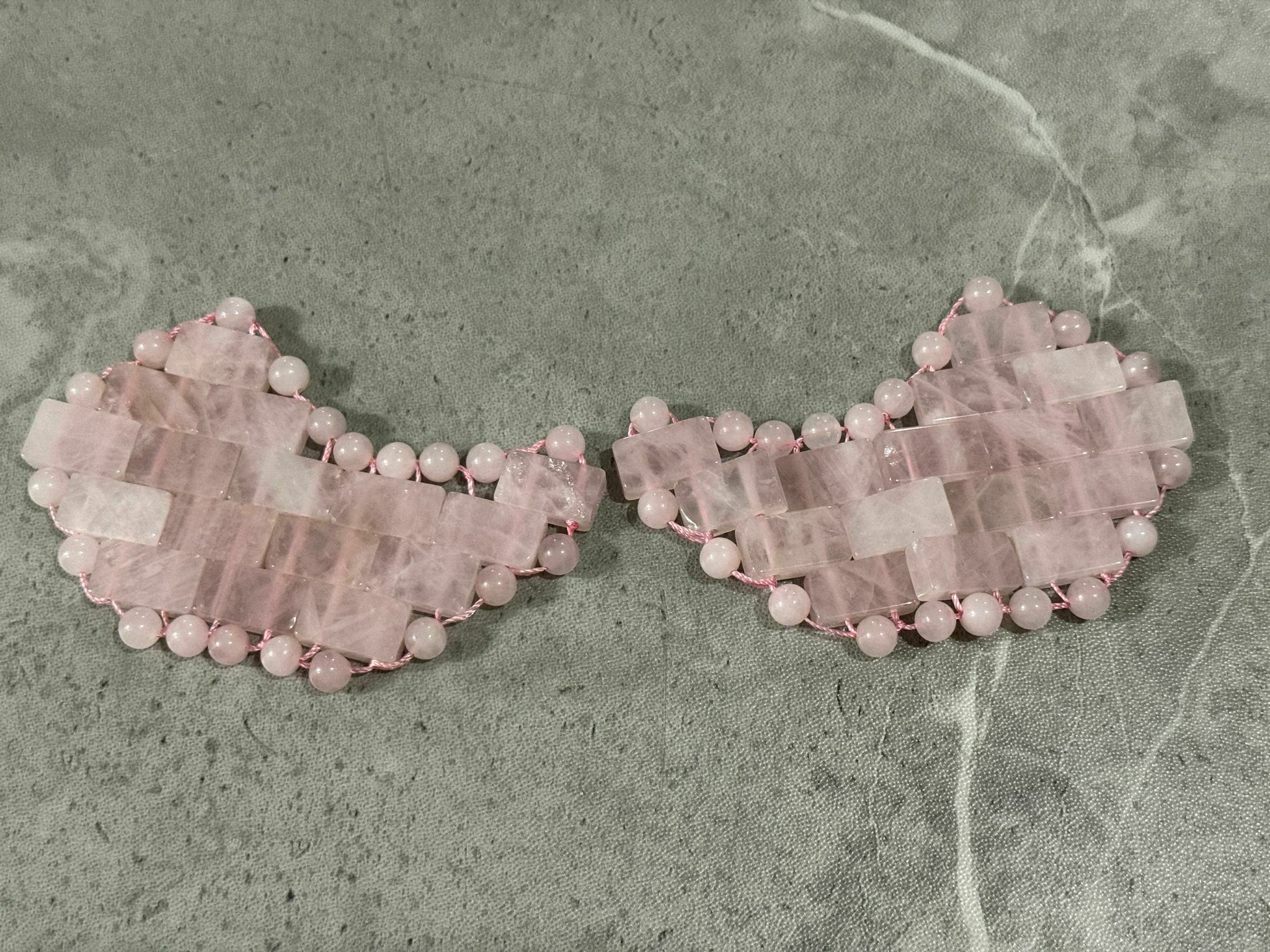 2 EM1 PINK QUARTZ EYE MASK (PO)
