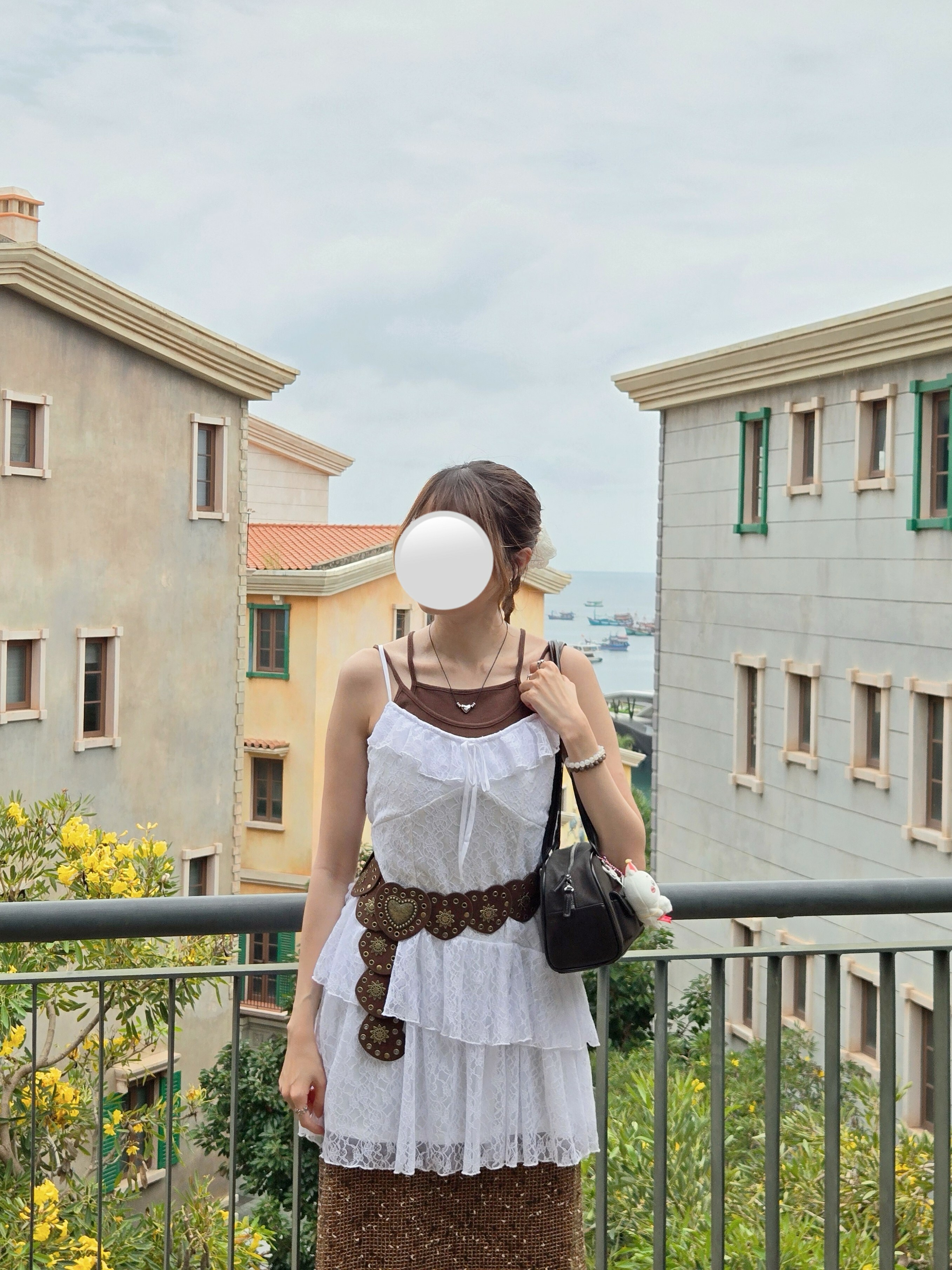 不規則lace ruffle ops