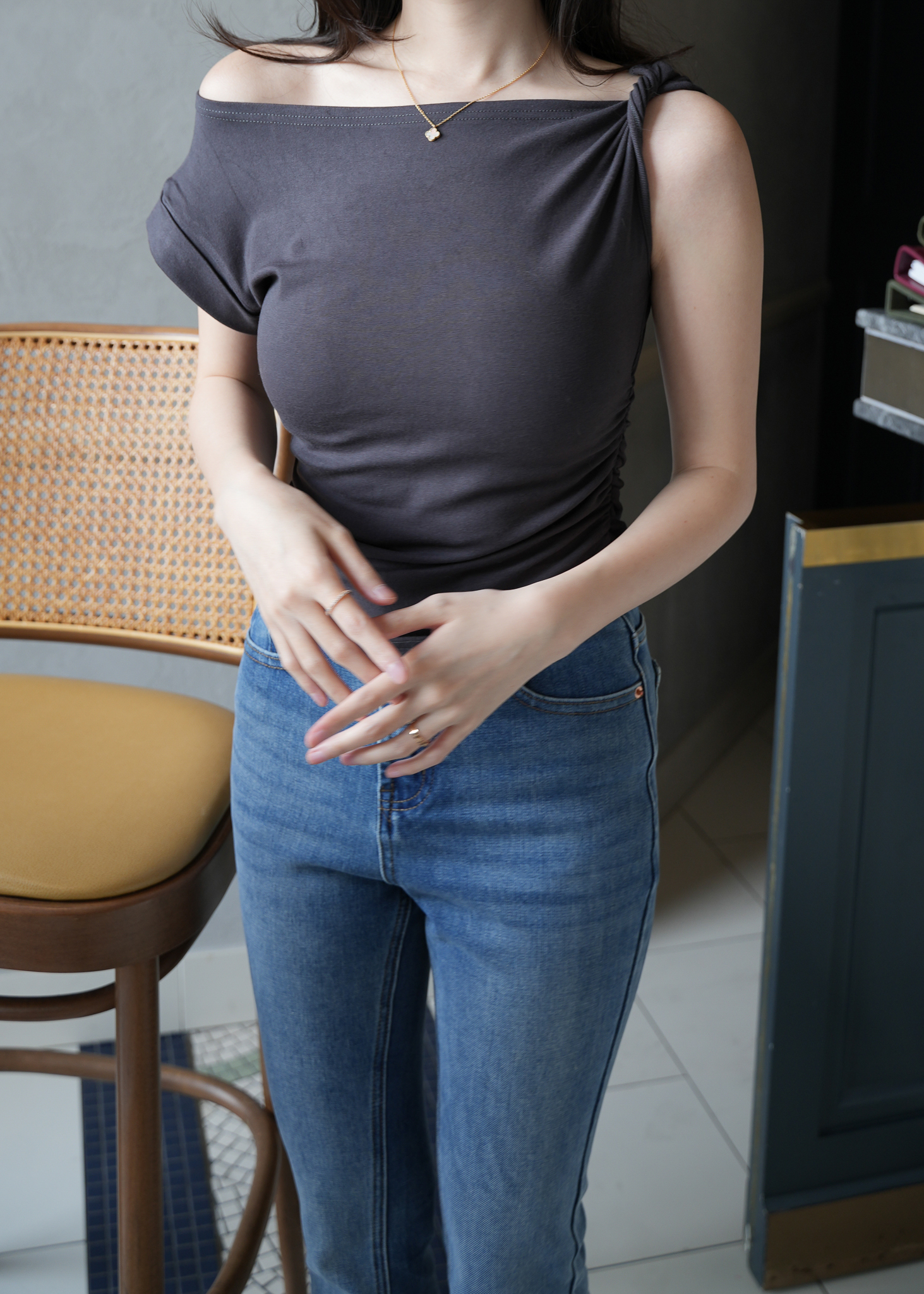 Two-way Twist Elegant Top (recommended!)