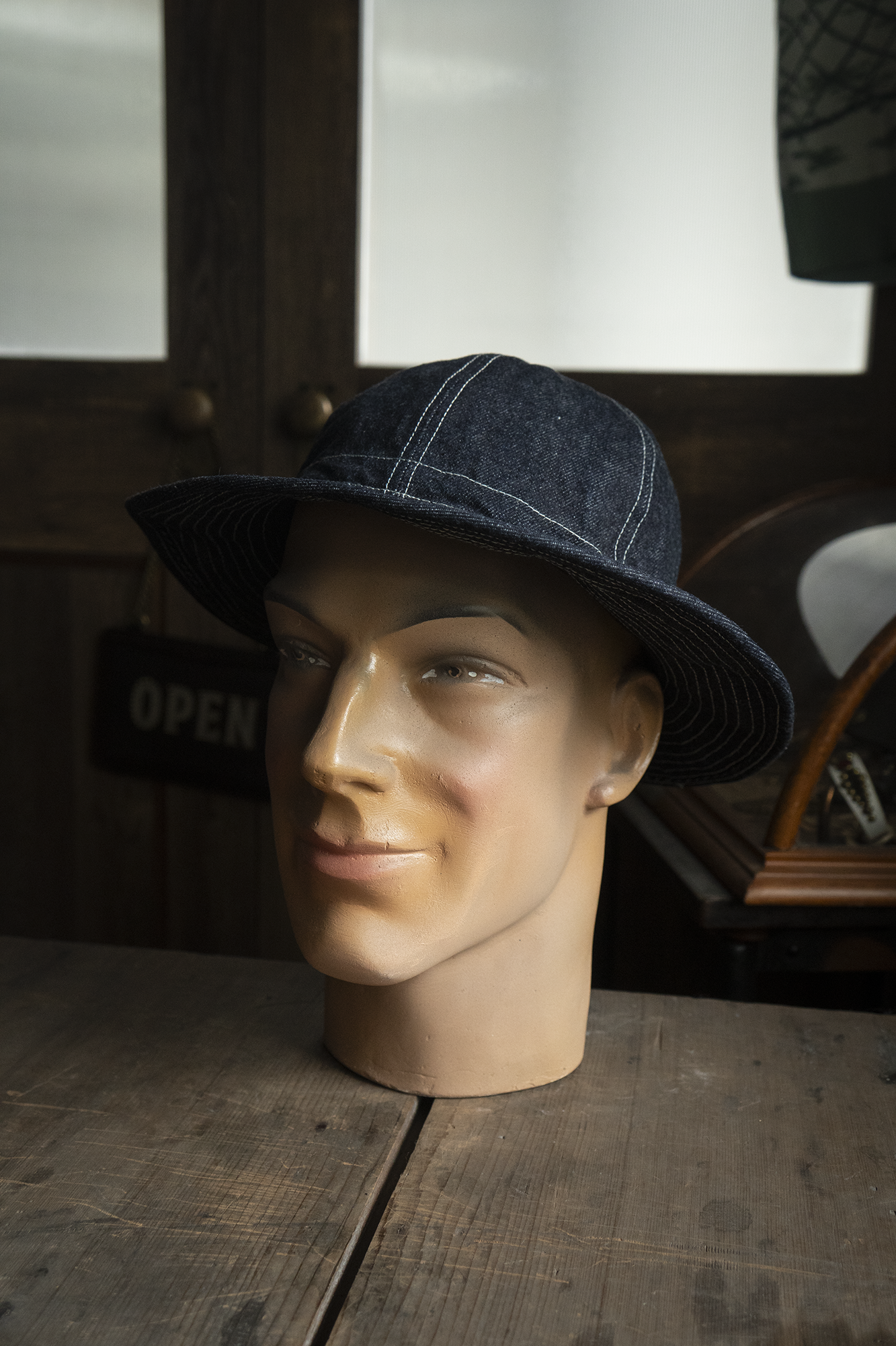 INDIGO DENIM UTILITY HAT