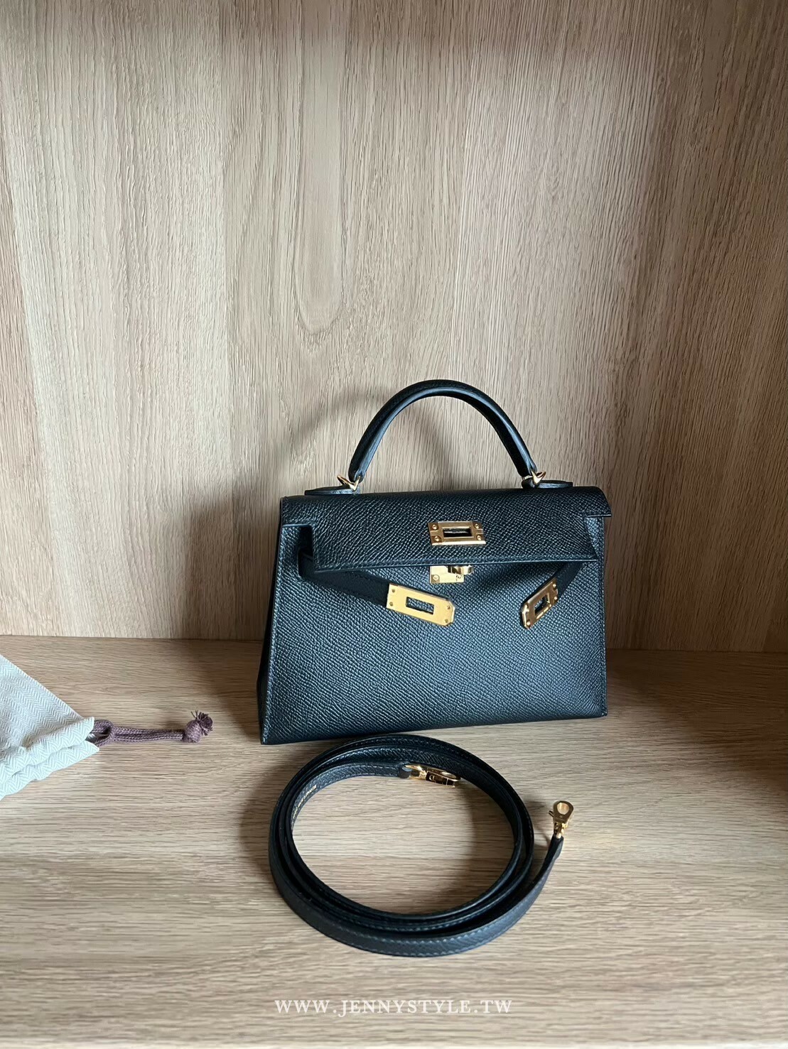 MINI KELLY II 黑金扣