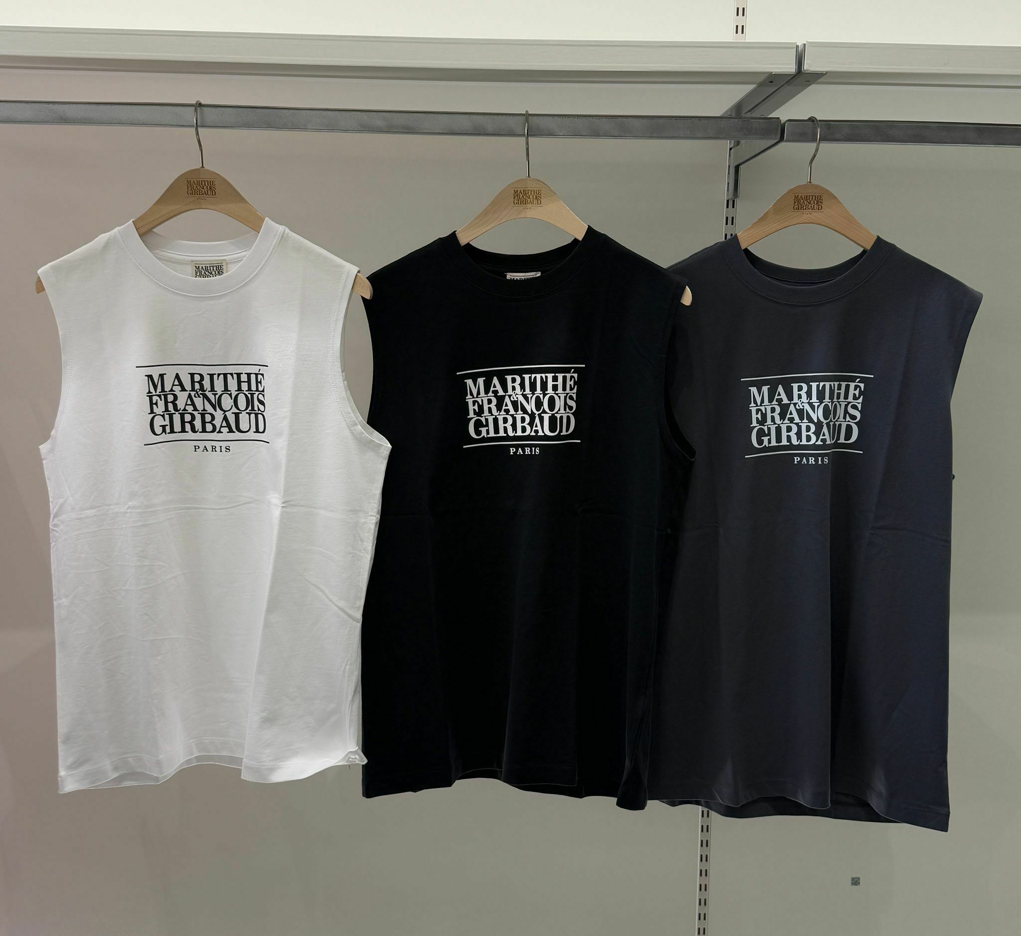 KG90-KG92 MARITHE CLASSIC LOGO SLEEVELESS